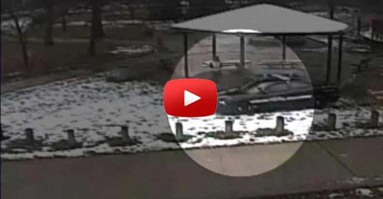 Cop Who Killed 12-year-old Tamir Rice within 2 Seconds, Said he "Gave ...