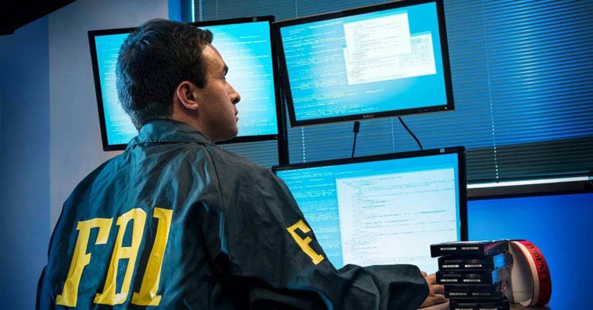 After Expanding Warrantless Surveillance The FBI Is Playing Politics ...