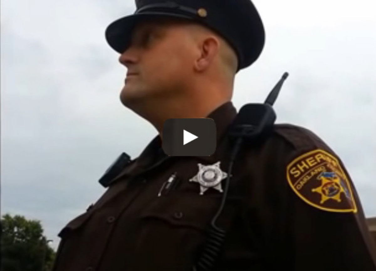 Wow, Did That Police Officer Just Respond With Respect & Knowledge of ...