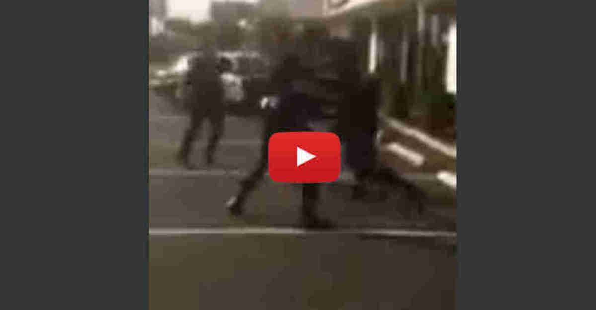 Man Actually Posed A Threat To Cops Amazingly The Situation Was