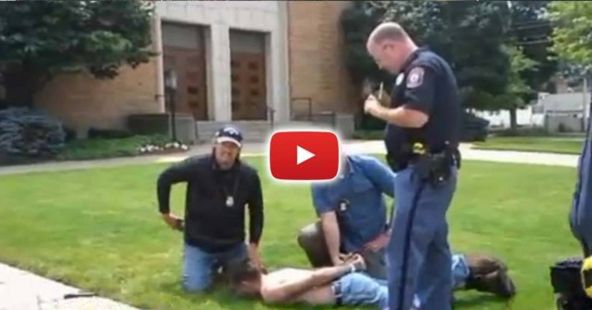 Cops Mistake Innocent College Student for Suspect, Beat Him Unconscious ...