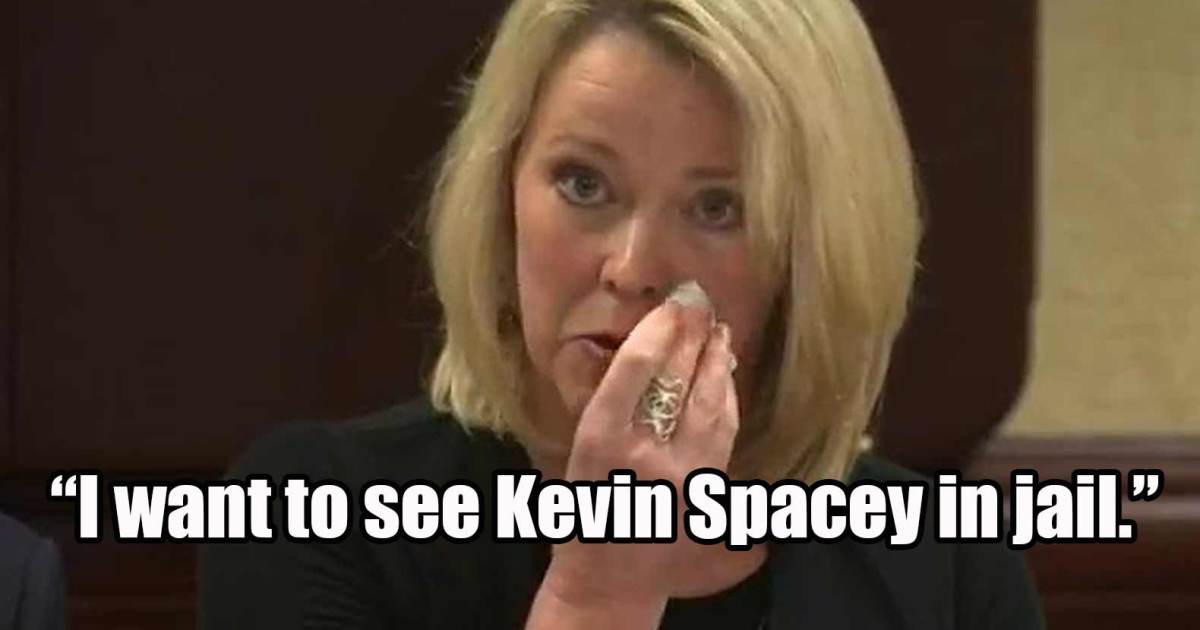 Kevin Spacey Now Under Criminal Investigation As Mom Details Sexual ...