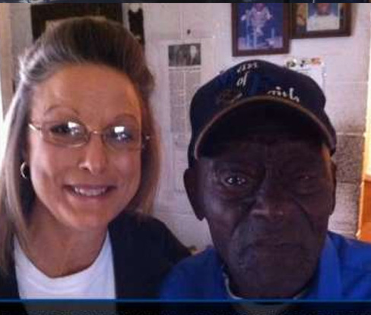 Cops Gas And Machine Gun A 107 Year Old Man The Free Thought Project
